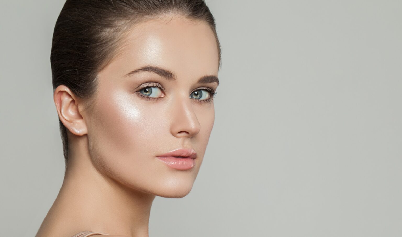 A éviter avant une chirurgie de la bosse du nez | Dr Liwarek | Paris